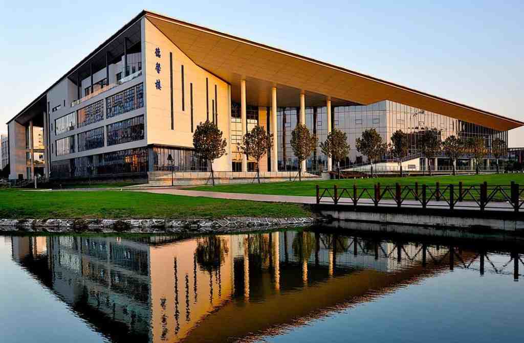 Nanjing Medical University: Admissions, Tuition, Campus Life – Apply ...